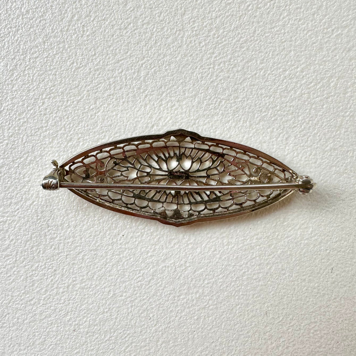 Vintage 1910s Filigree Elliptical Pin/Brooch (10) – Olson House